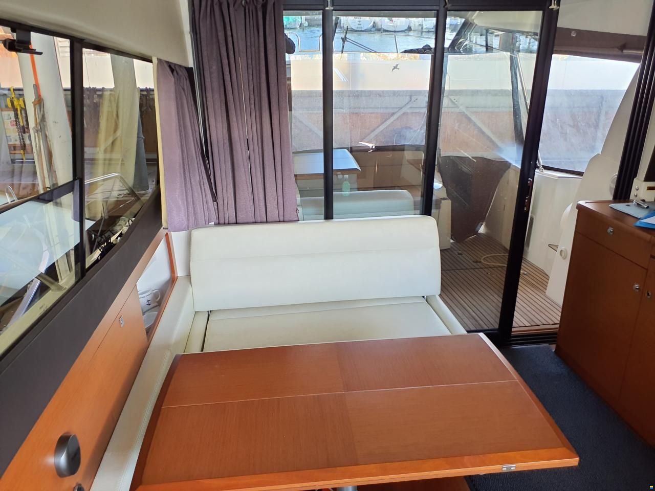 2014 Jeanneau NC11, CHF 230.000,-