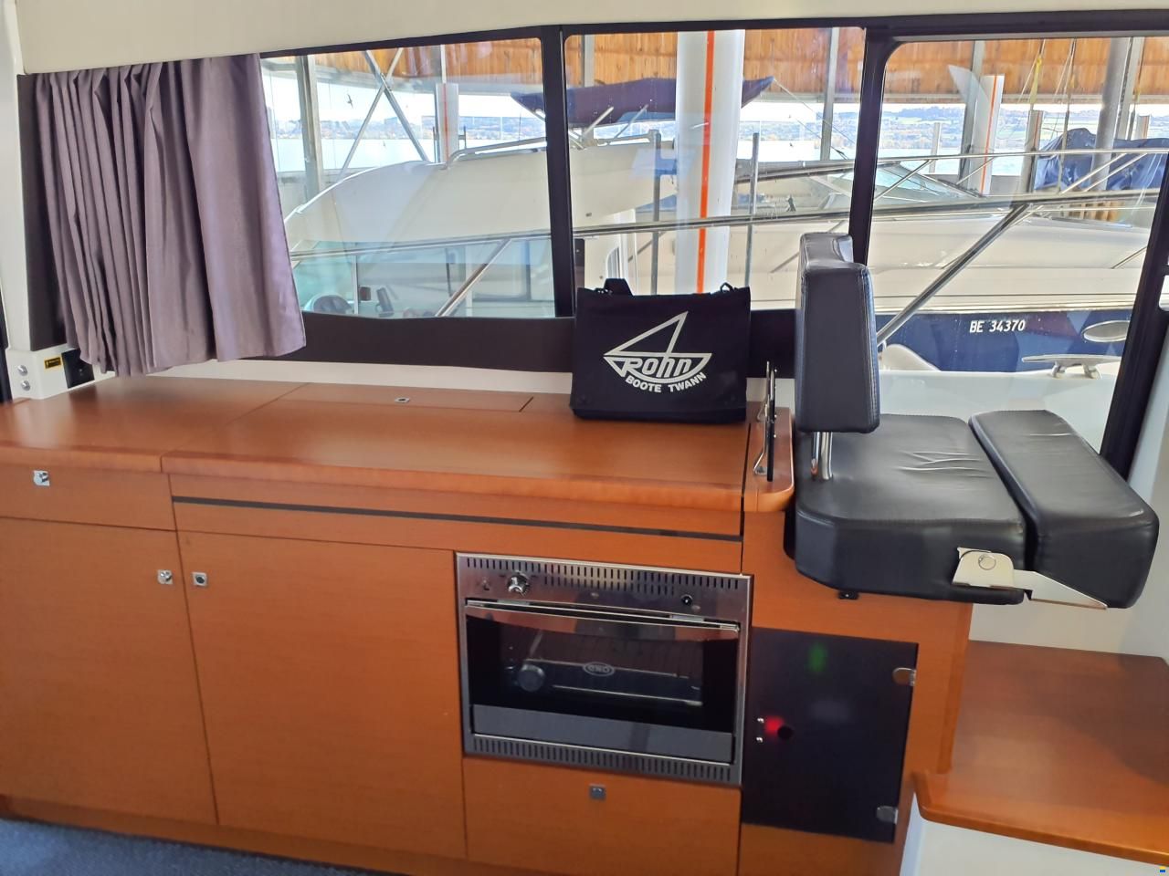 2014 Jeanneau NC11, CHF 230.000,-