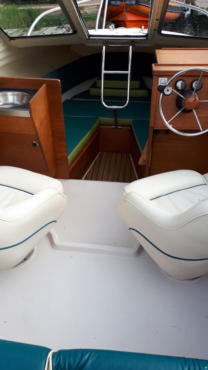 2012 Uttern 5500 HT, EUR 7.000,-