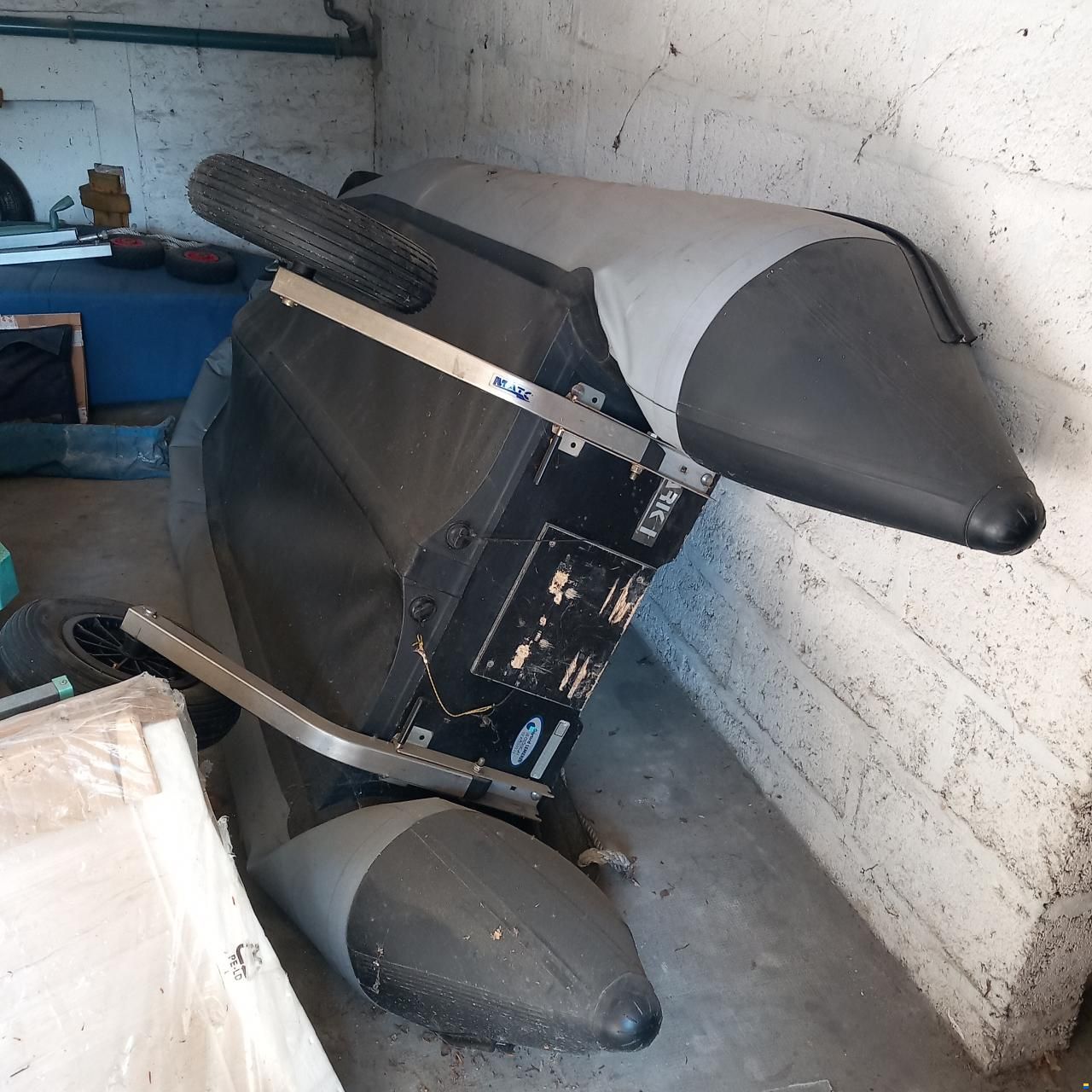 2005 Zodiac mark 1, EUR 1.000,-