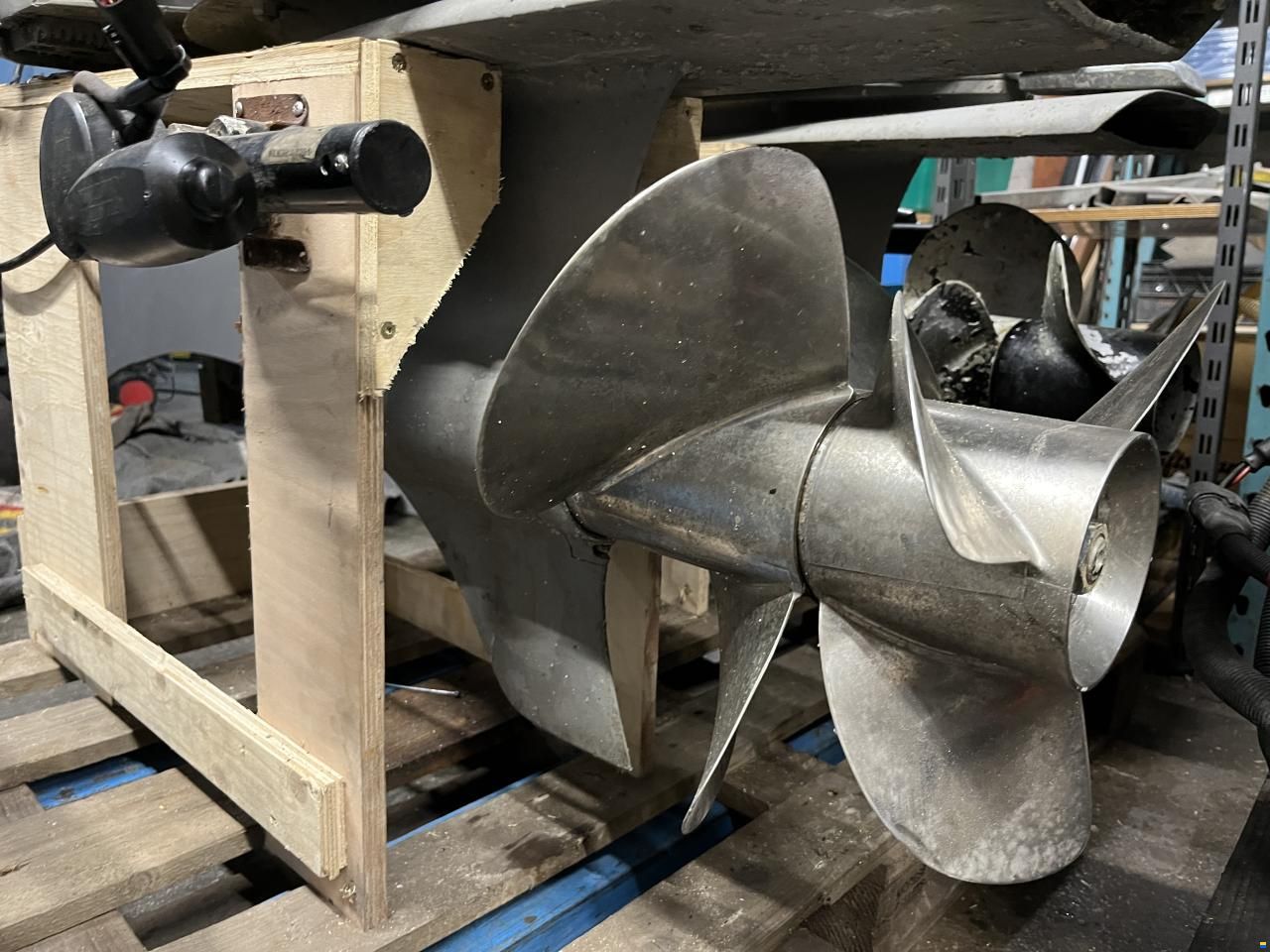 2015 Volvo Penta 2x D3 duoset + transom & drives