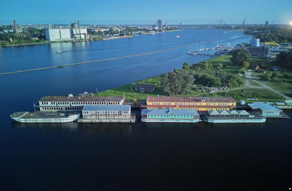 1975 Floating Debarcader TOBAGO, EUR 400.000,-