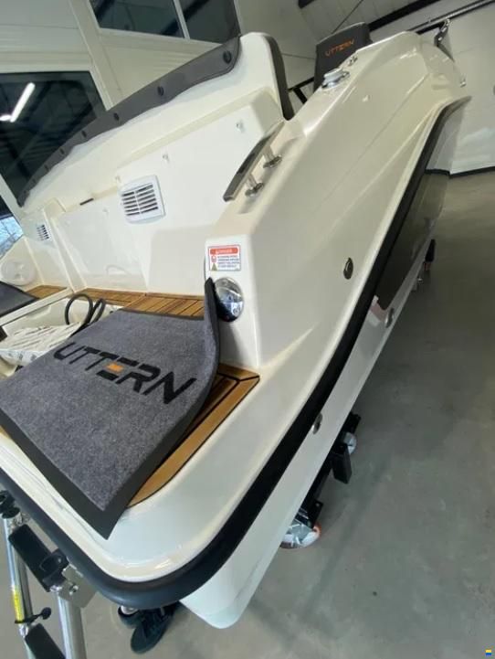 2022 Uttern D59, EUR 38.850,-