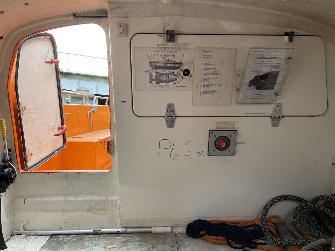 1987 Waterman OY Redningsbåd 24 fod - med kab, DKK 60.000,-