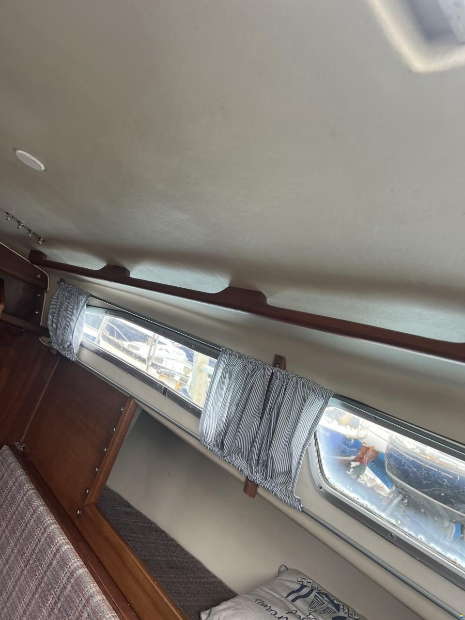 1974 Albin Marine Albin Ballad 30, £ 11.000,-