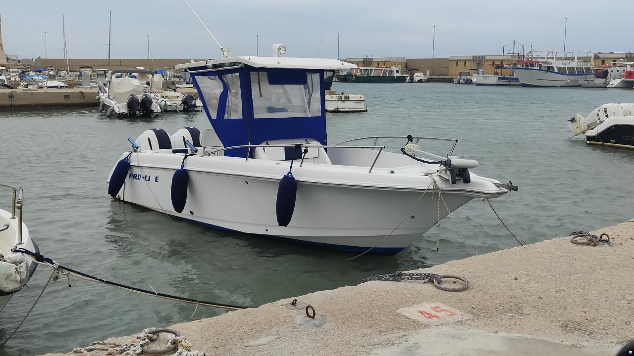 2000 Proline 23 sport, EUR 40.000,-