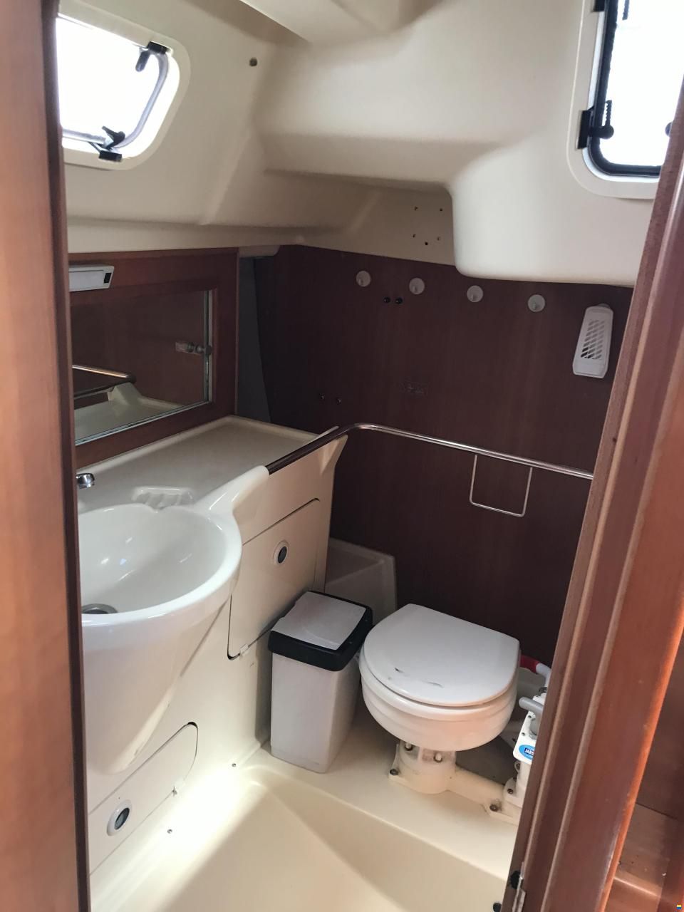 1997 Dehler 35 CR Dehler 35 CR - Yanmar 3GM30, DKK 450.000,-