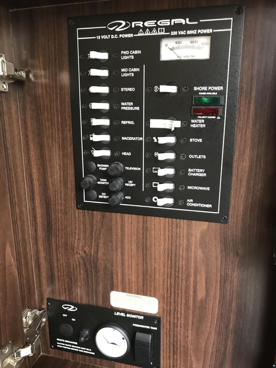 2018 Regal Express Cruiser 28, CHF 118.500,-