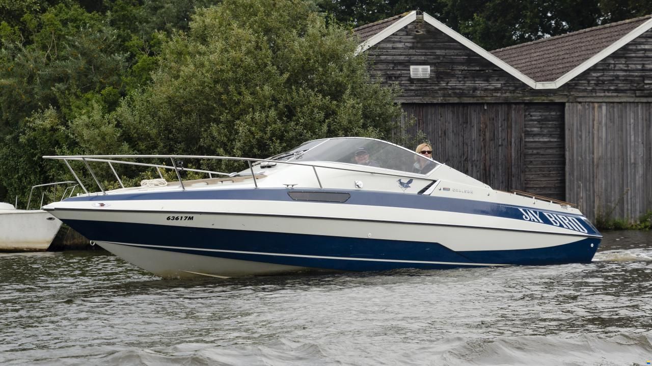 1979 Glastron Carlson CV27, EUR 39.500,-