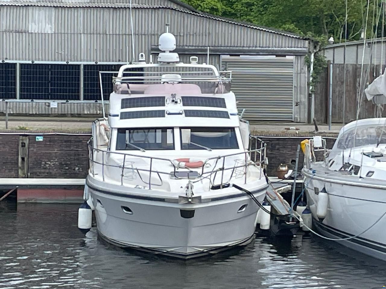 1998 Neptunus 108 AK Fly, EUR 159.000,-