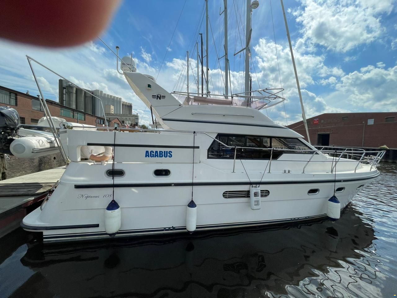 1998 Neptunus 108 AK Fly, EUR 159.000,-