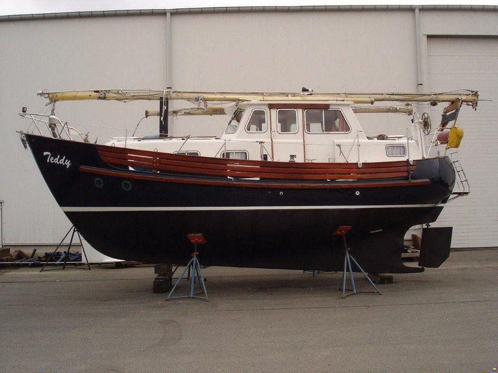 1974 FAIRWAYS MARINE NORTHEASTER FISHER 30, EUR 34.900,-