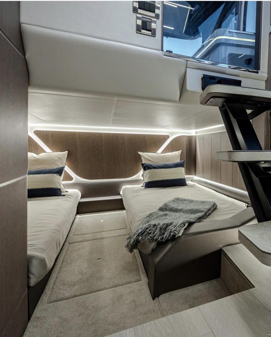 2024 Galeon 375 GTO 2024 Tillgänglig nu!, EUR 600.000,-