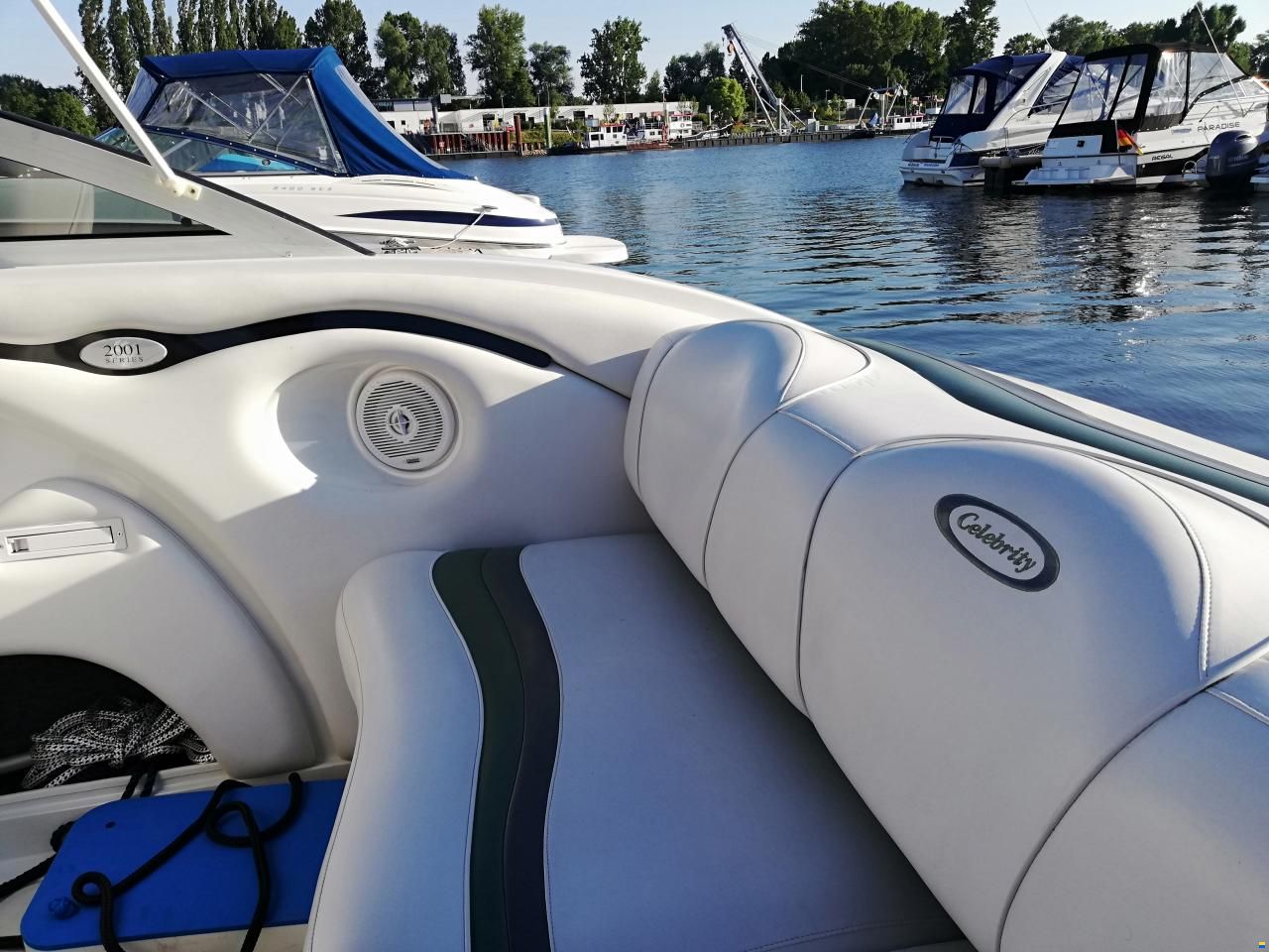 2000 Celebrity 240, EUR 29.900,-