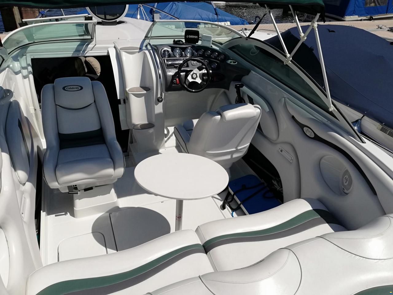 2000 Celebrity 240, EUR 29.900,-