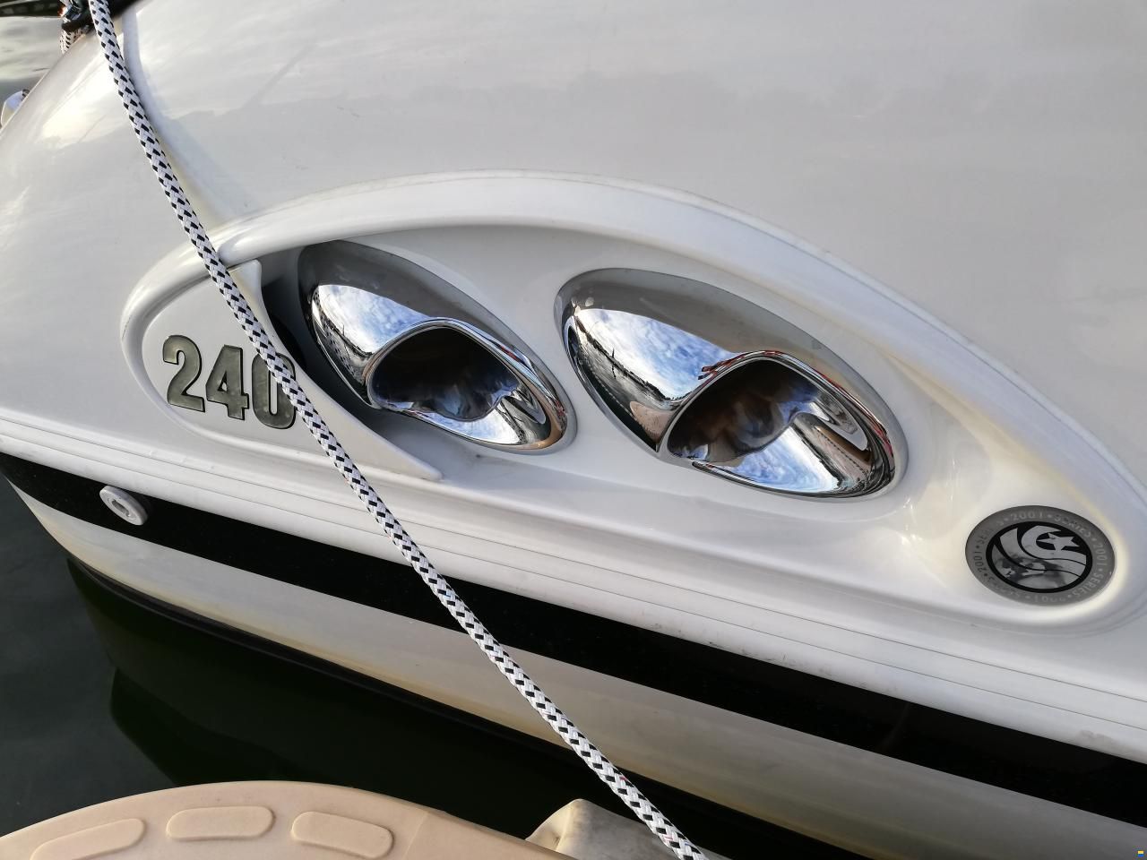 2000 Celebrity 240, EUR 29.900,-