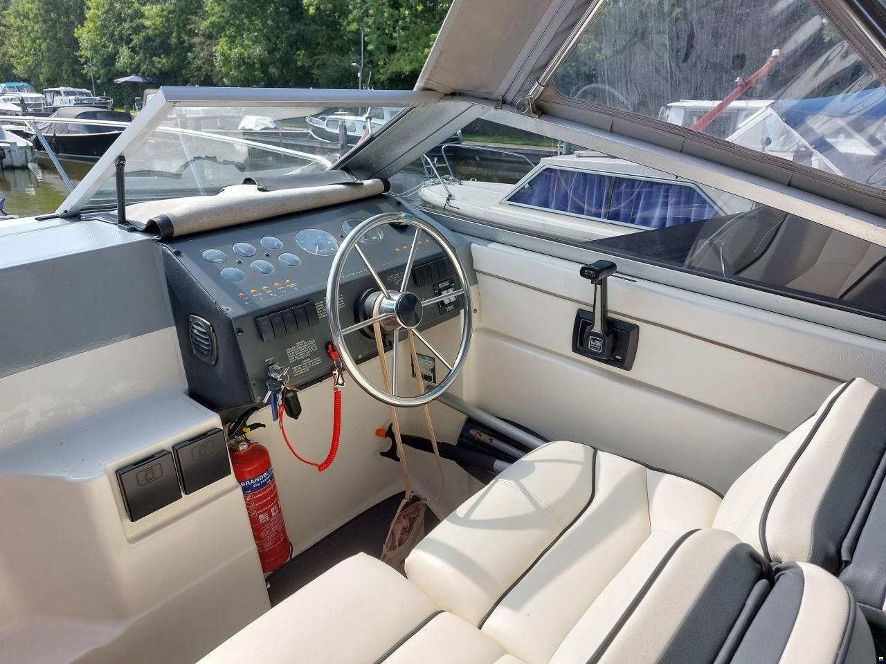 1992 Maxum 2300 SCR, EUR 9.000,-