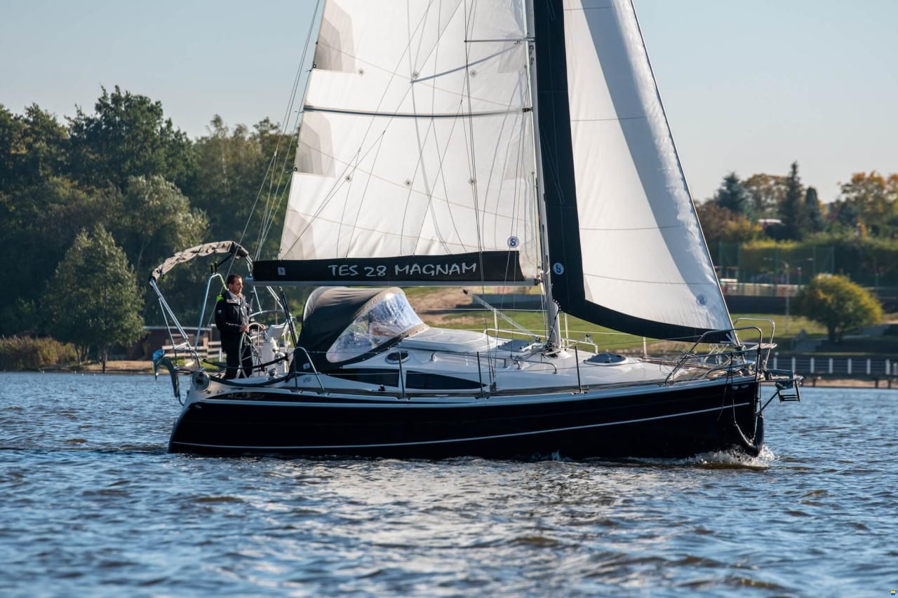 2025 TES 28 Magnam, EUR 68.900,-