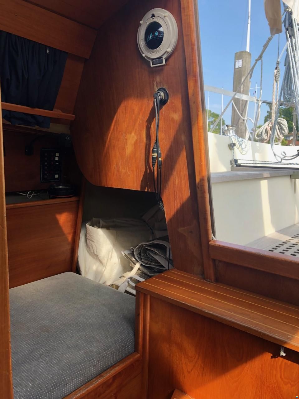 1988 Larsen 28, EUR 25.900,-