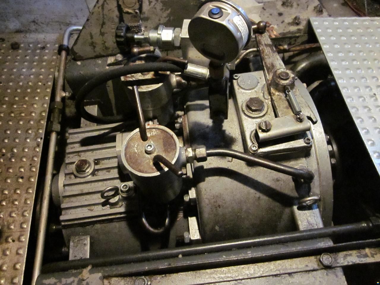 1974 MAB 12 VEB Yachtwerft Berlin, EUR 32.000,-