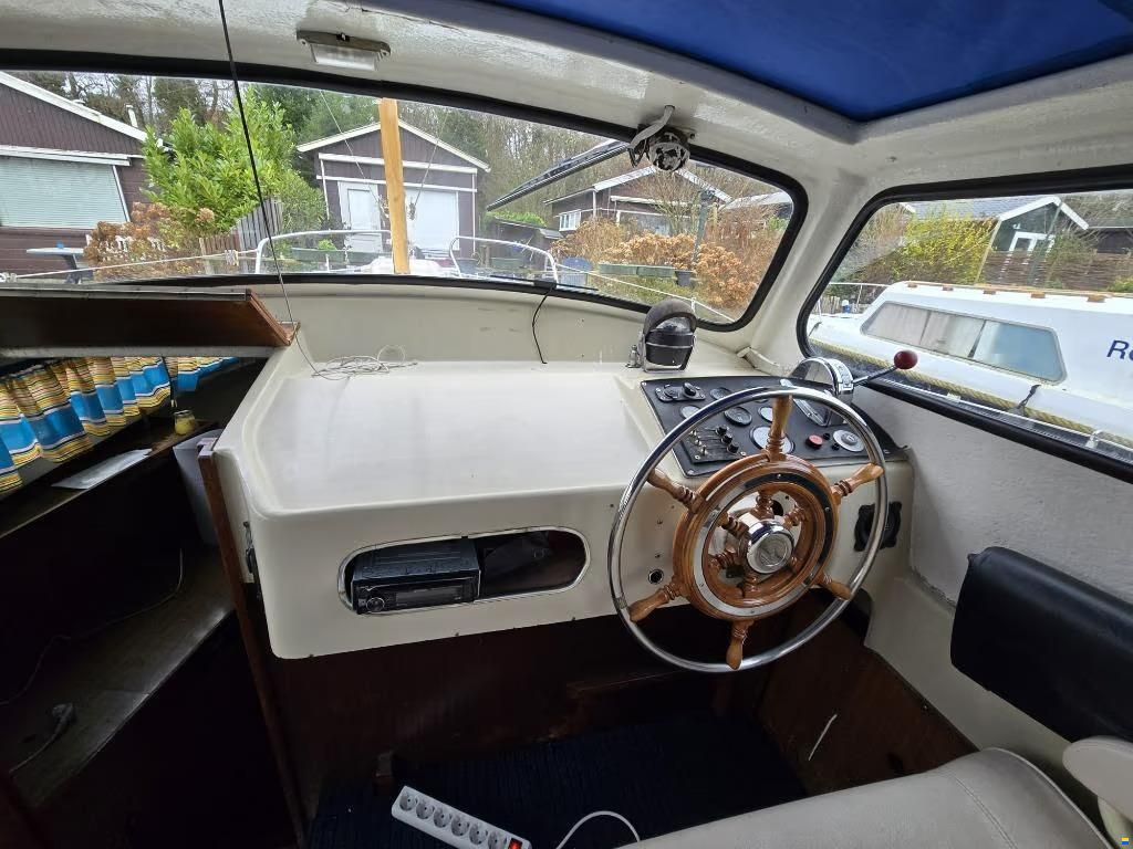 1972 Albin 25 DeLuxe ex Motorsailor, EUR 6.500,-