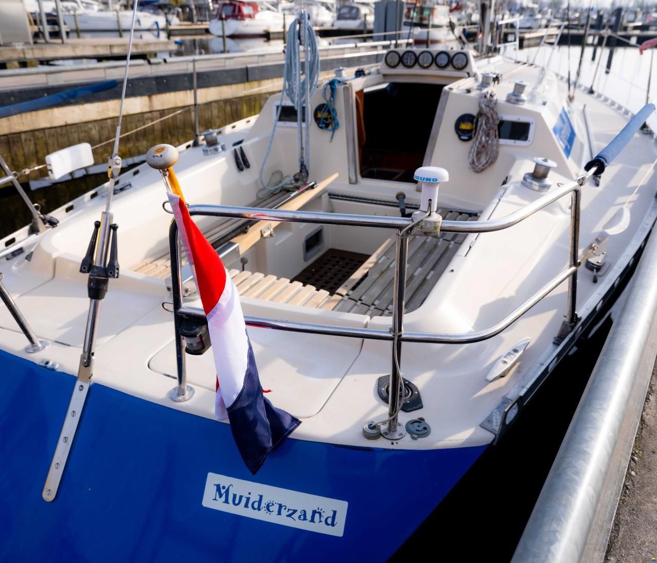 1984 Beneteau first 32, EUR 24.500,-