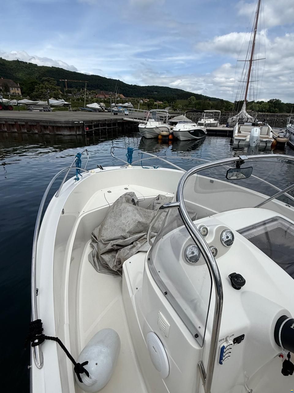 2008 Quicksilver 635 Commander avec place possible, CHF 24'500.-