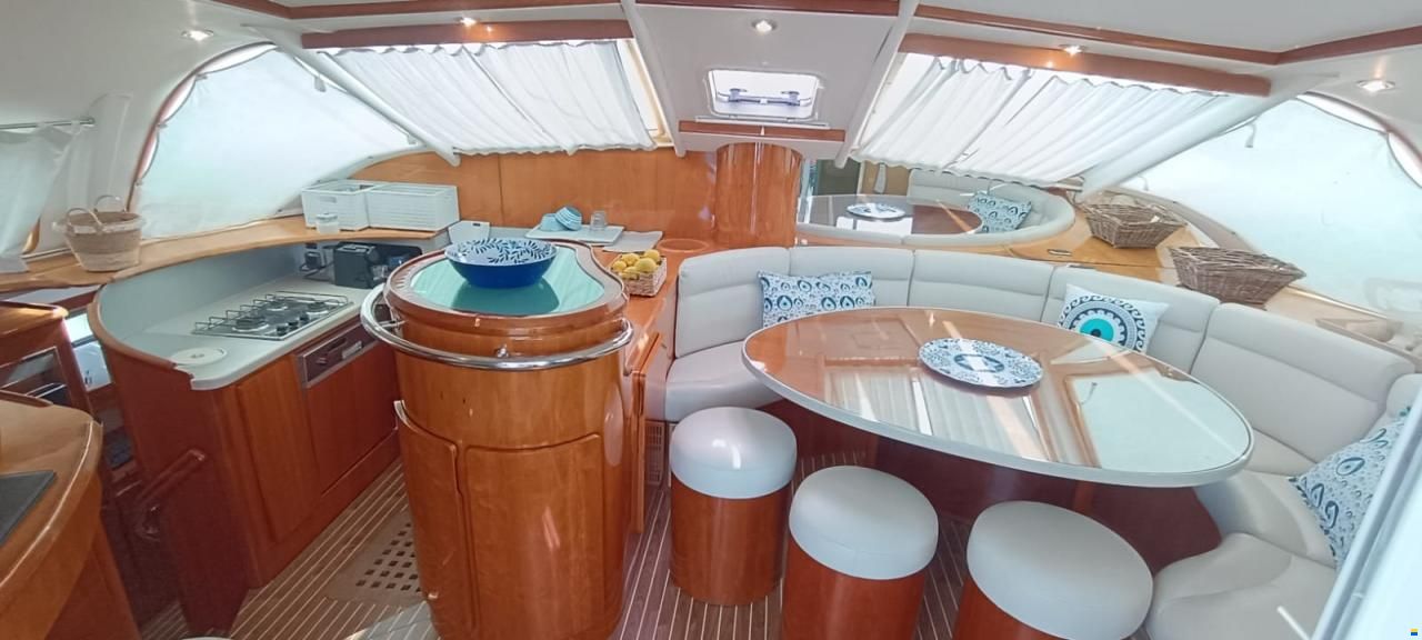 2003 Privilège 465 EC, 330 000 EUR