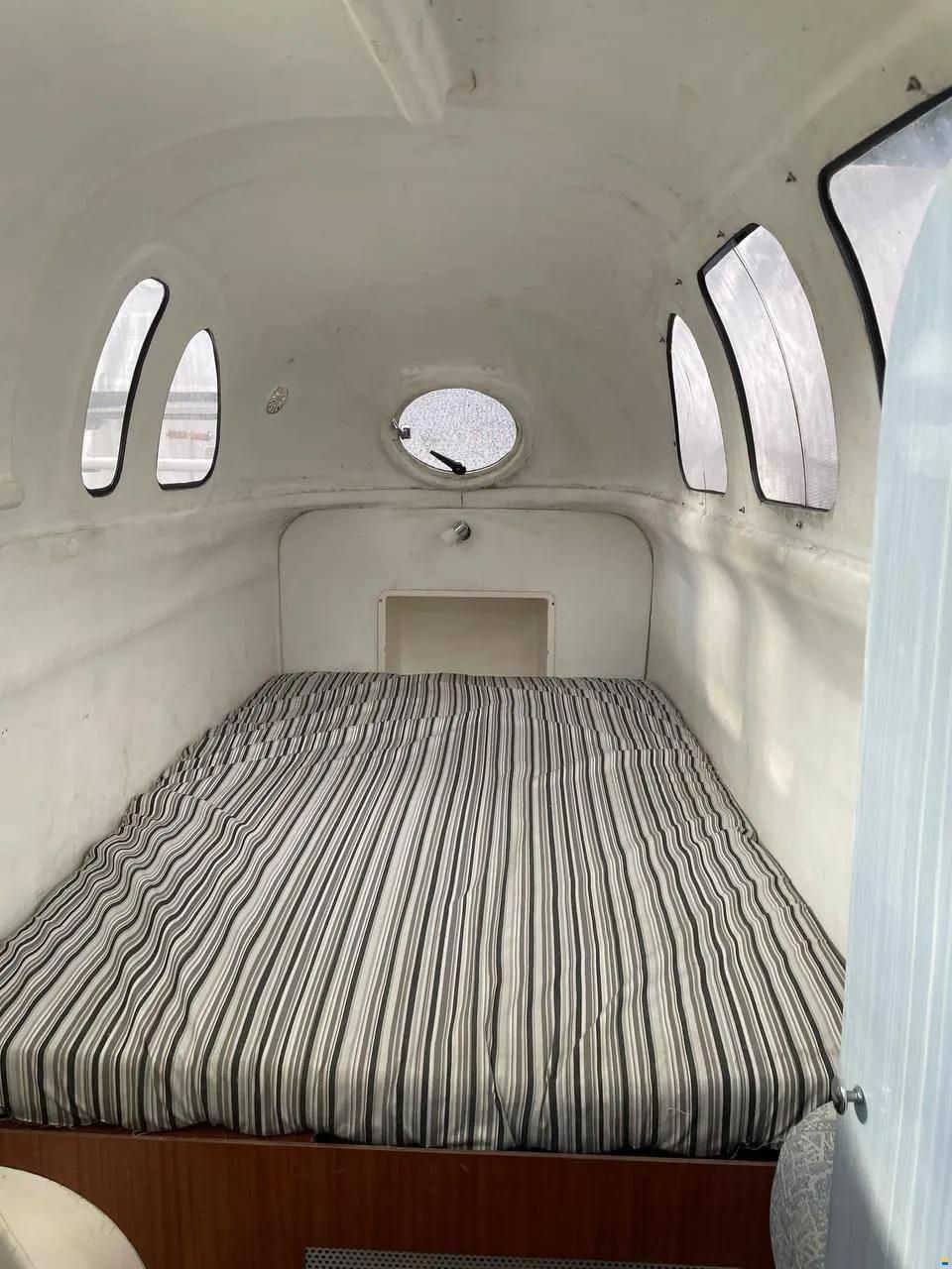 Catamaran Aquilón 800, EUR 80,000