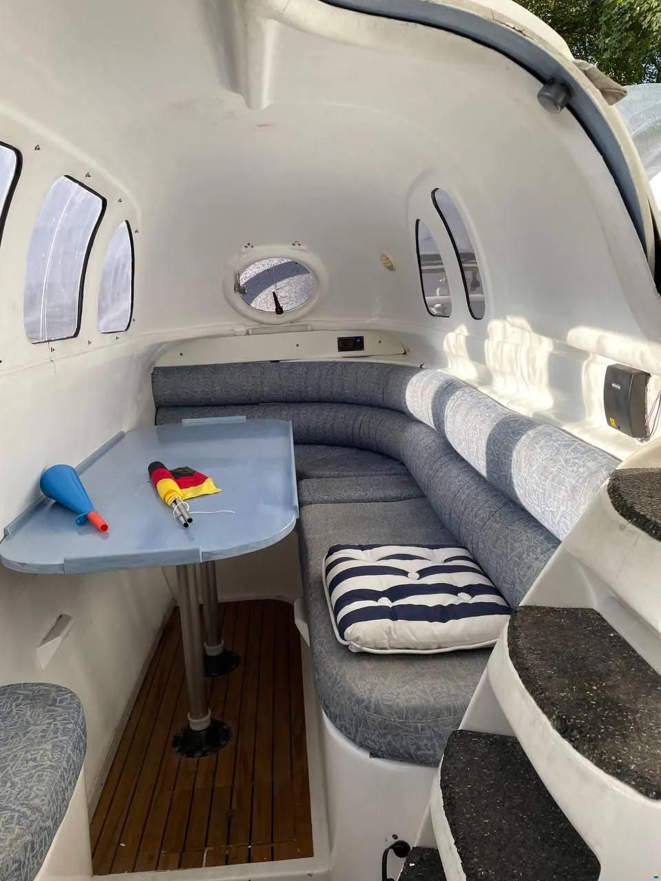 Catamaran Aquilón 800, EUR 80,000