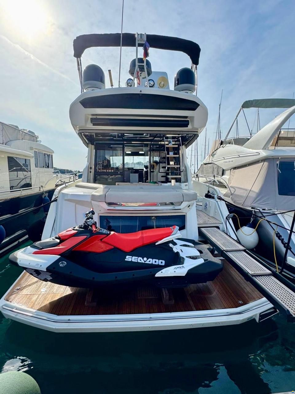 2018 Cranchi E52 F, EUR 935,000