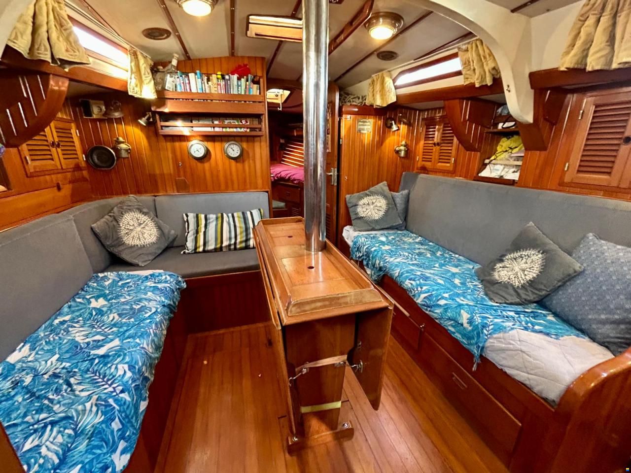 1983 Tayana Vancouver 42CC, EUR 83,000