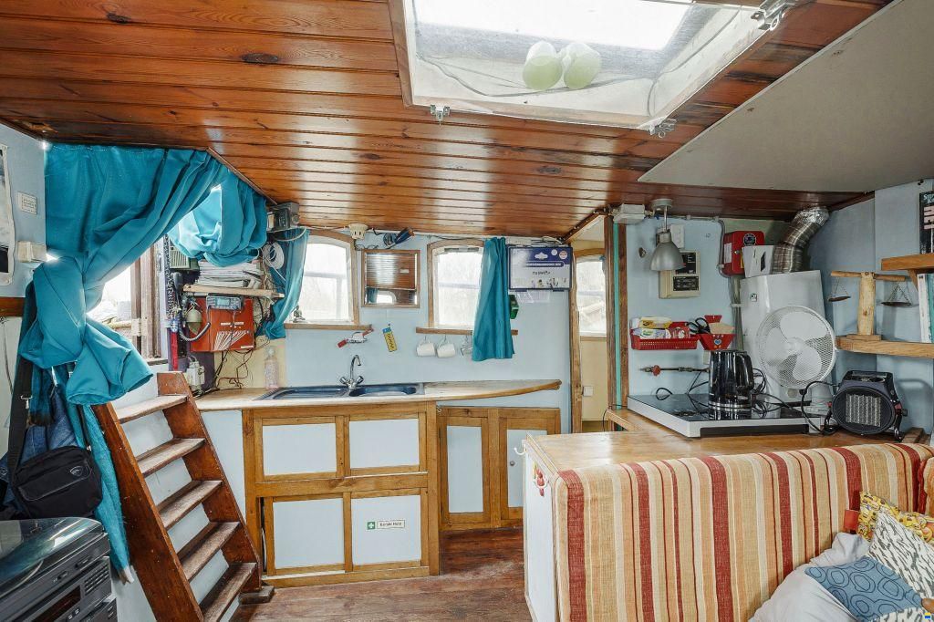 1899 Klipper Woonschip, EUR 35.000,-