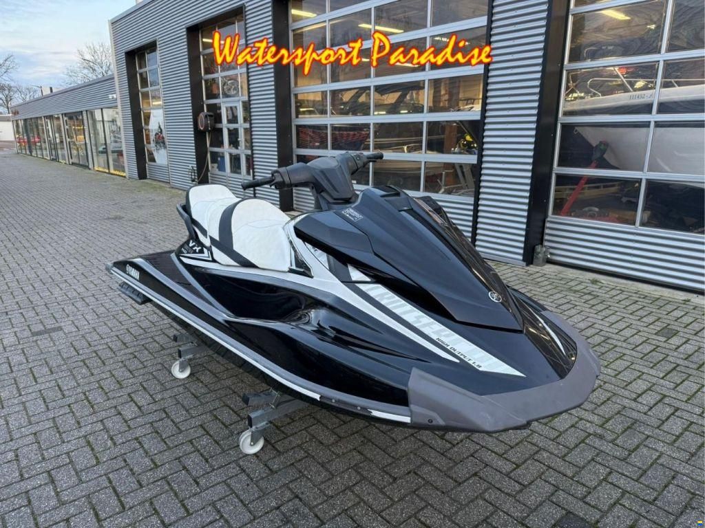 2016 Yamaha VX Cruiser HO, EUR 6 950,-