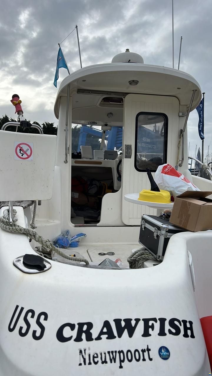 2009 Quicksilver pilothouse6.4, EUR 30.000,-