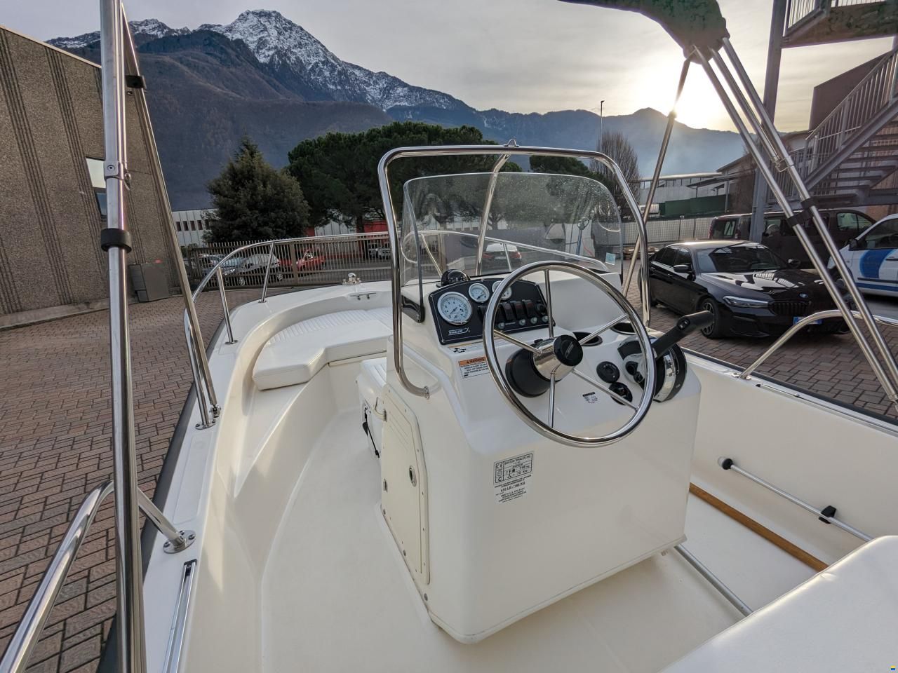 2015 Boston Whaler Montauk 170, EUR 40,000