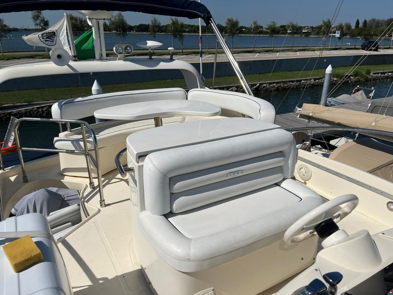 2004 AICON Yachts 52 Fly Bridge, 190 000 EUR