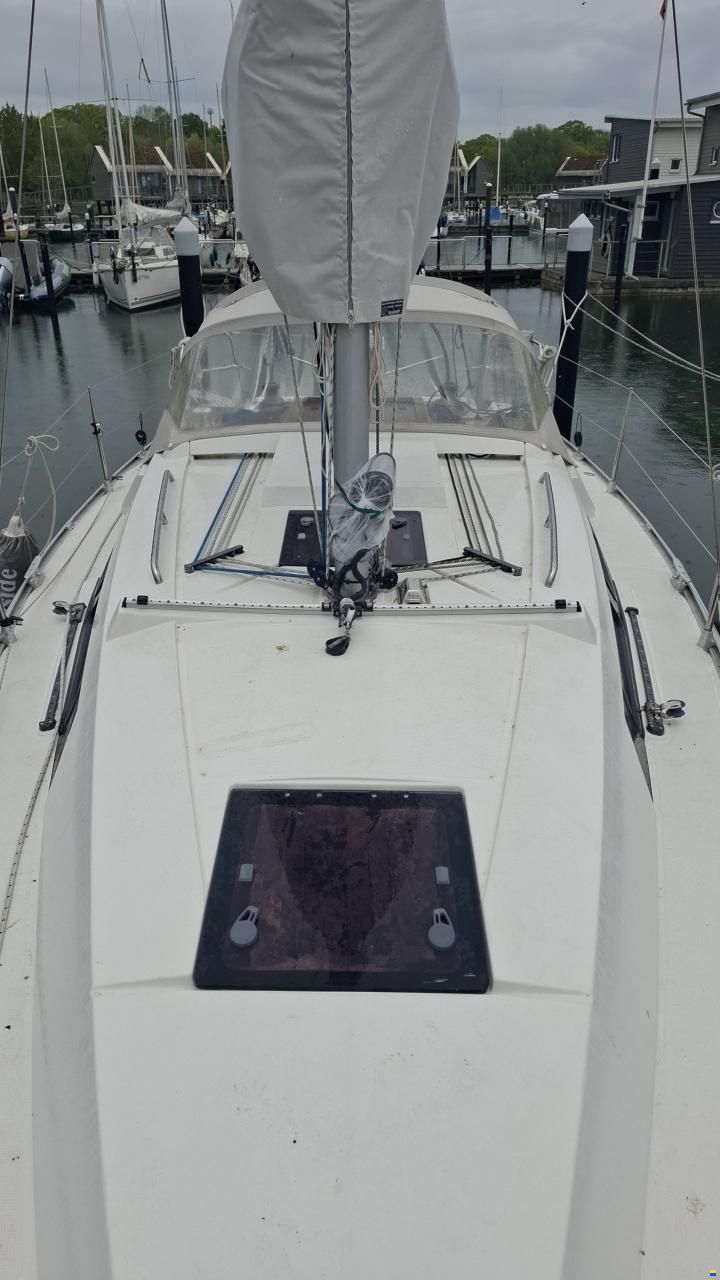 2010 Hanse 320, 68 000 EUR