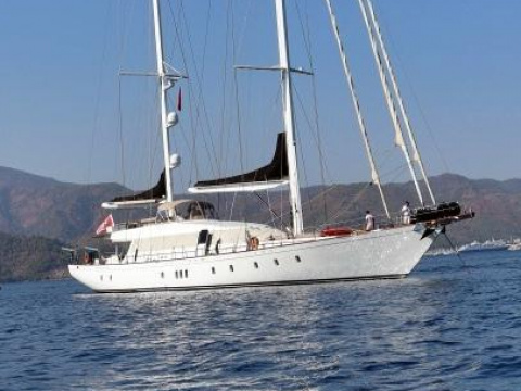 2011 Custom Mirror Yacht Shipyard Built 35 me, EUR 2,890,000
