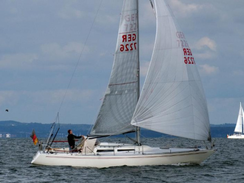 1985 Larsen 34, 28 500