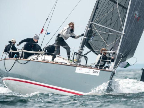 1998 One off 33 Cruiser/Racer, EUR 48.947,-