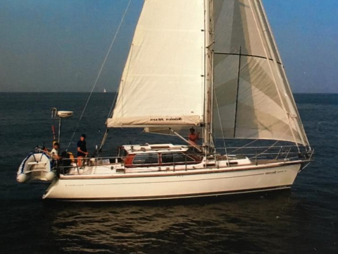 2009 Sirius 38 DS, 345 000