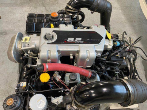 MerCruiser 8.2 V8 385PK, EUR 19.500,-