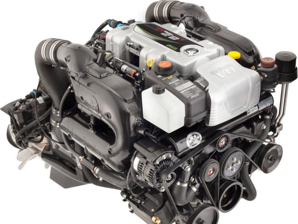 2023 MerCruiser 8,2 MPI HO / 430 PS /DTS, EUR 39.250,-