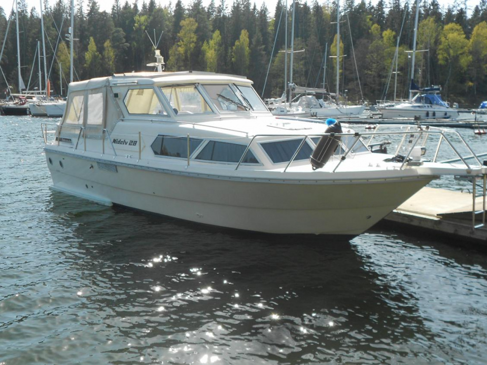 Nidelv Motorboote