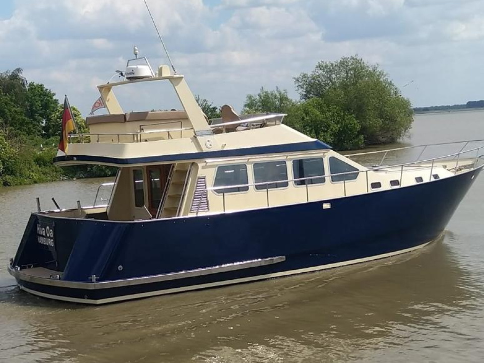 2010 Bruce Roberts Europe B.V. Euro 1200, EUR 249.500,-