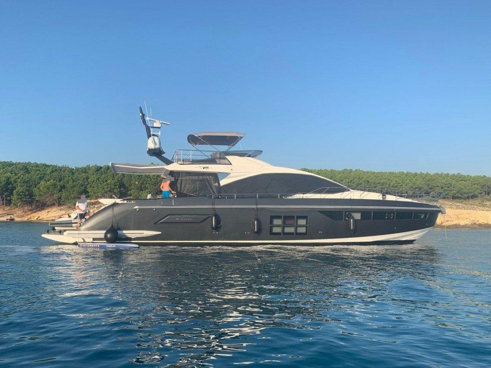 2018 Azimut S7, 2 150 000