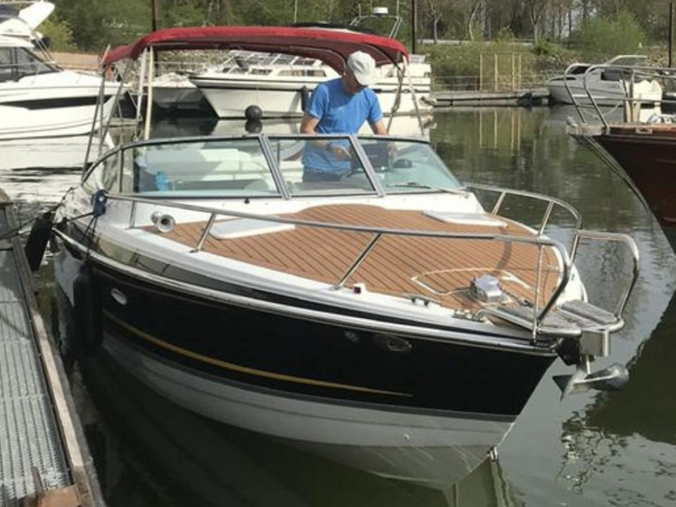 2006 Formula 260 Sun Sport mit Trailer und Liegeplatz, EUR 64.800,-