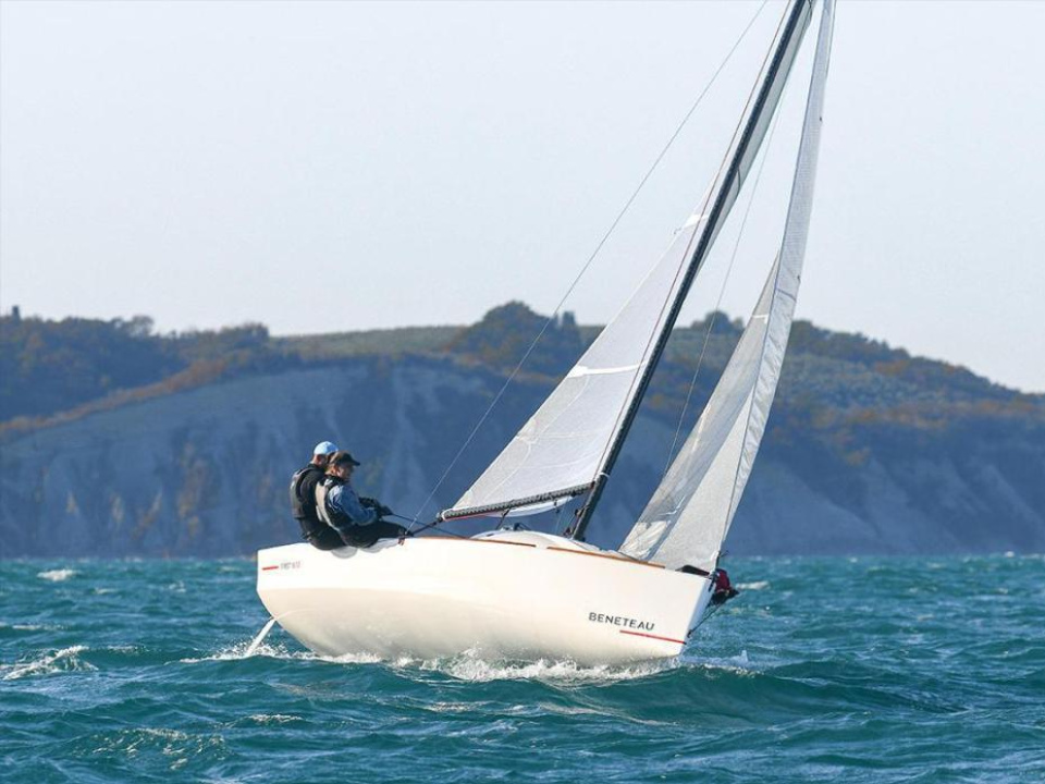 1989 Bénéteau Beneteau First Class Europe, EUR 16.000,-