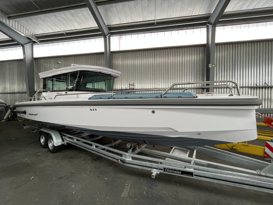 2023 Axopar 28 Cabin V8 300 PS Mercury, EUR 158.800,-